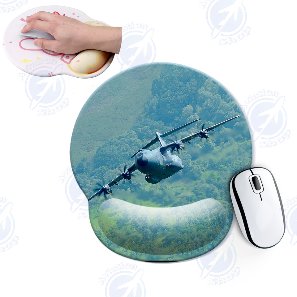 Cruising Airbus A400M Designed Ergonomic Mouse Pads – Aviation Shop
