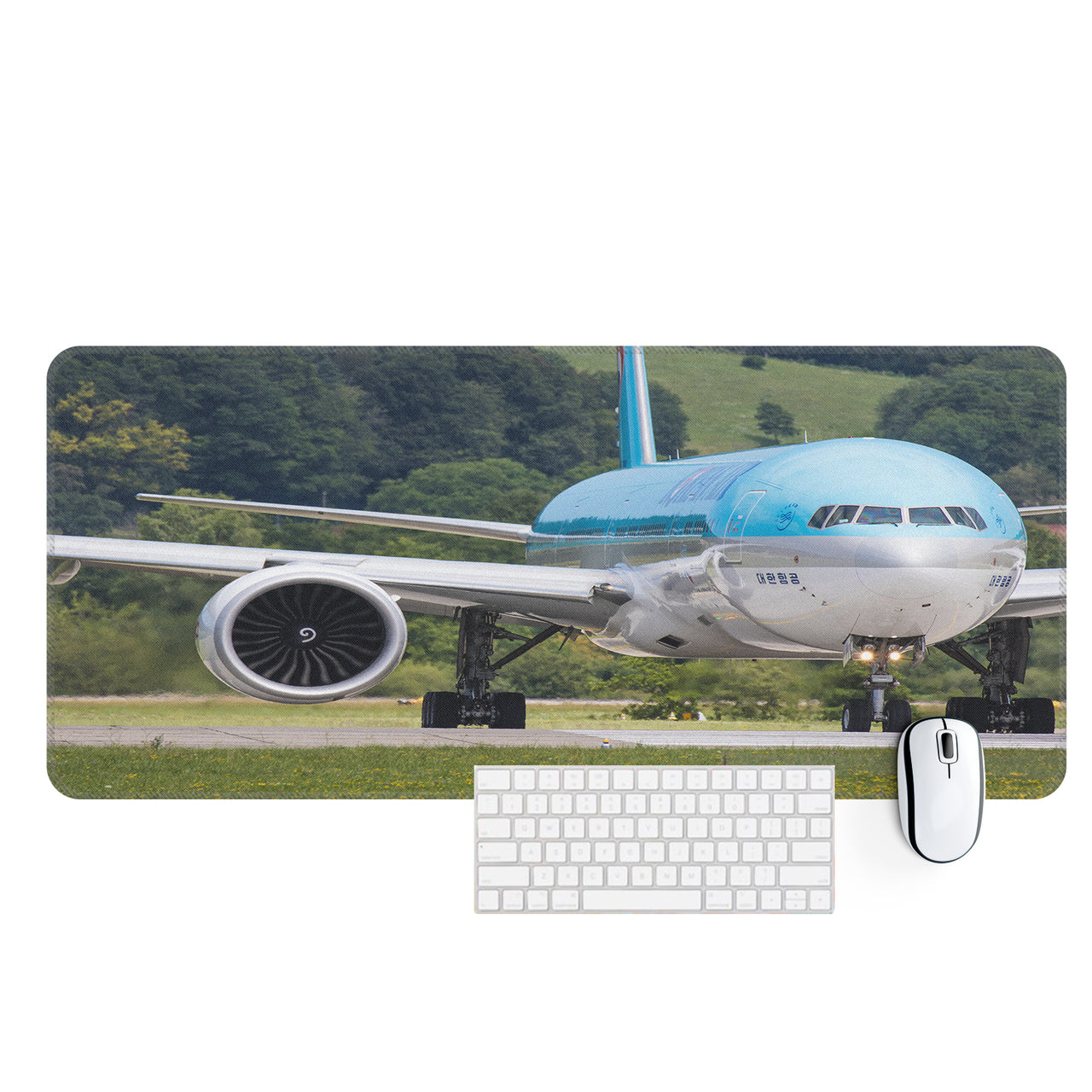Face to Face with Korean Airlines Boeing 777 Designed Desk Mats ...